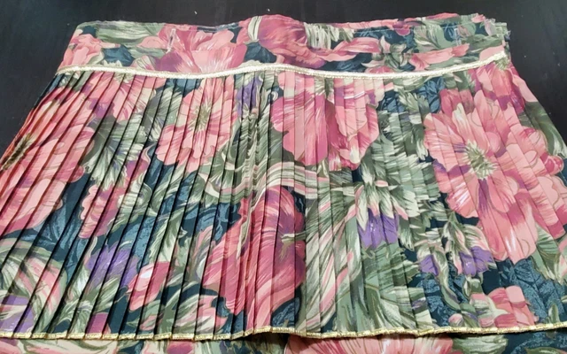 SHOWER CURTAIN - Fancy - Large Floral with Valence - Polyester - 68" x ...