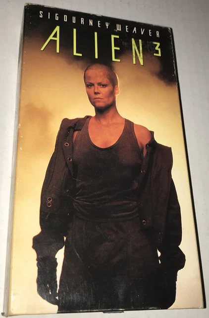 ALIEN 3 VHS Sigourney Weaver Horror Sci-fi Dark Movie Film Vintage £6. ...