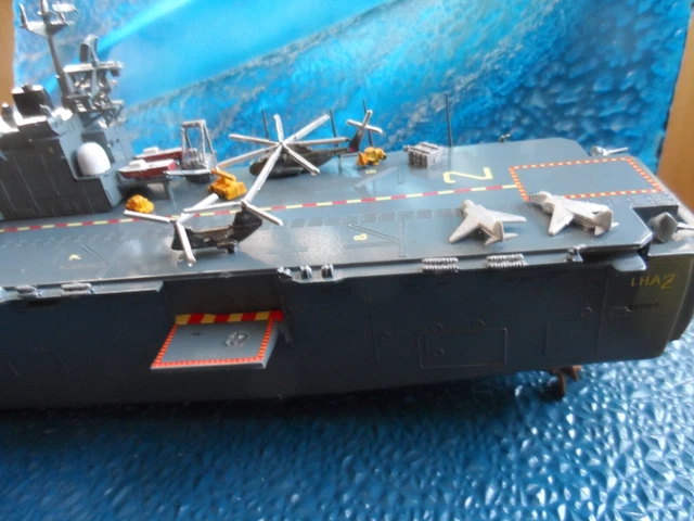 MAQUETA ACABADA USS Lh -2 Saipan Escala 1/700 Mini-Hobby EUR 39,50 ...