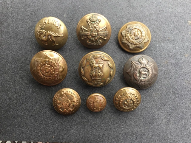 9 WW1 - WW2 British army infantry buttons Welsh Essex Glasgow ...