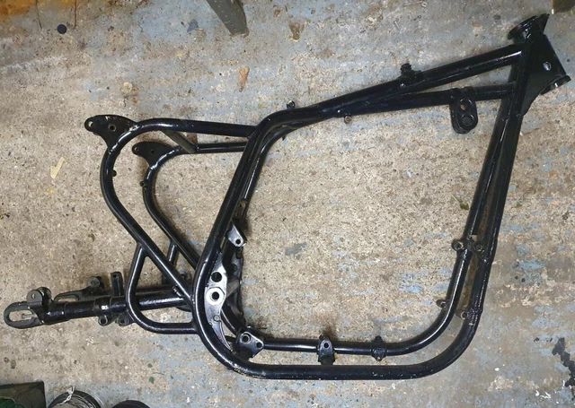 BSA A10 SUPER ROCKET Frame with V5C EUR 1.087,23 - PicClick DE