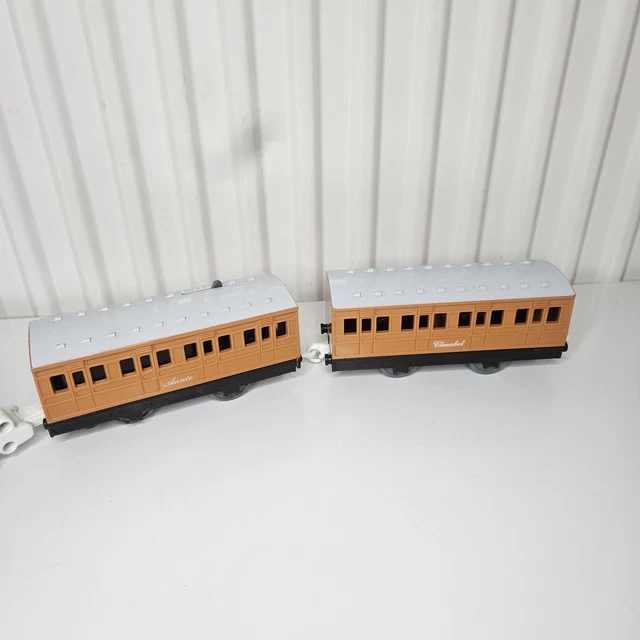 TOMY TRACKMASTER STEAM Along thomas the tank engine train See ...