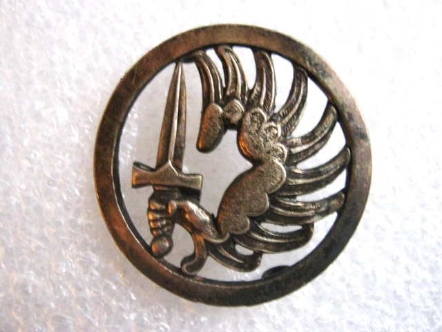 ANCIEN INSIGNE DE Beret Parachutiste Legion Etrangere 2° Rep EUR 17,50 ...