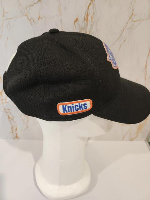 NEW YORK KNICKS NBA Authentics Back Half Series Black Stretch Snap ...