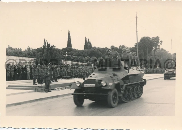 R114 GRIECHENLAND ATHEN 4.Mai 1941 Siegesparade Schützenpanzerwagen ...