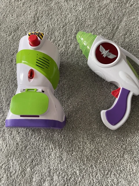 TOY STORY BUZZ Lightyear Space Ranger Gun Thinkway & Disc Shooter £10. ...