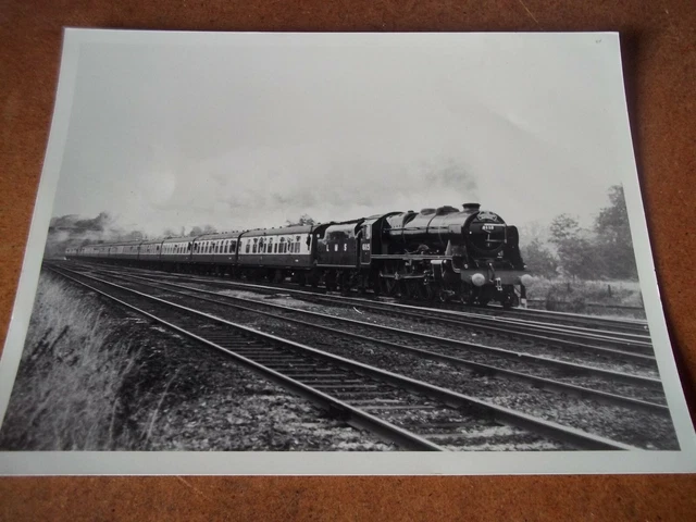 RAILWAY ENGINE STEAM Train Loco No 6115 vintage black / white photos L ...