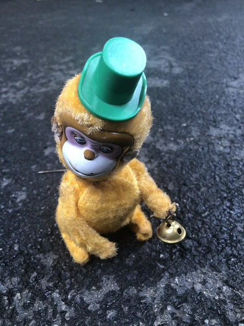 VINTAGE SMALL FUZZY Tin Face Wind-Up Monkey With Bell Toy Works $9.99 ...