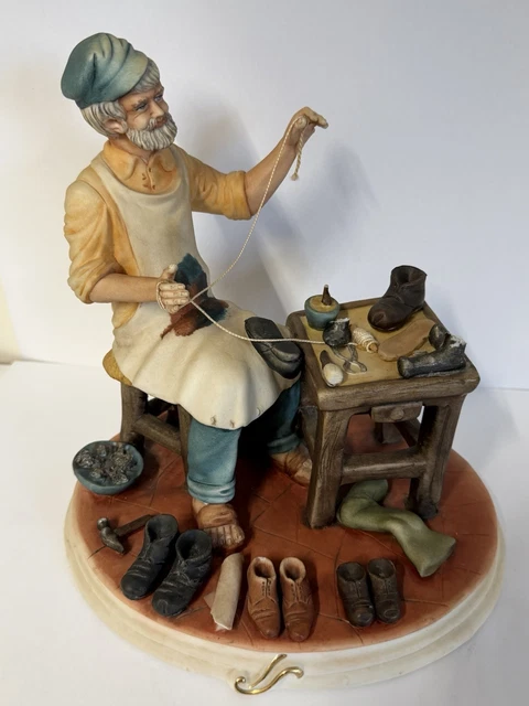 CAPODIMONTE CORTESE THE Cobbler Shoemaker No 266 Vintage Porcelain ...