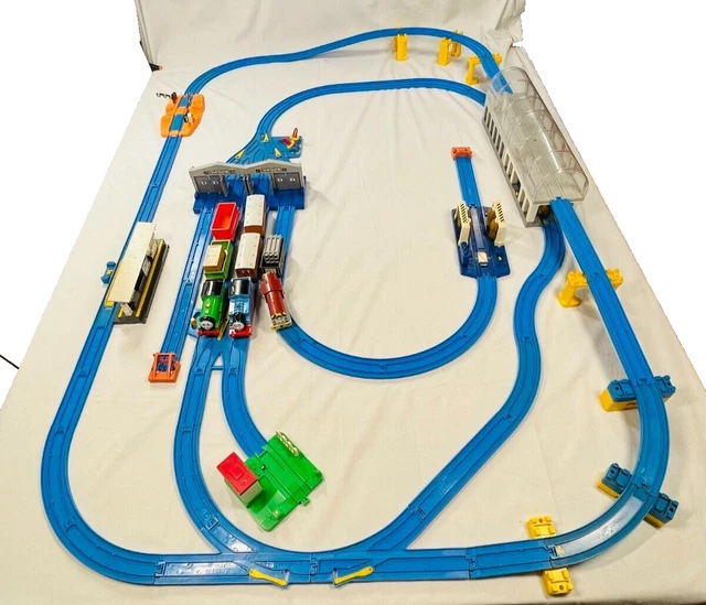 THOMAS & FRIENDS Trackmaster Station Set , Trains , Curves Tomy Blue ...