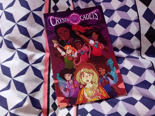 CRYSTAL CADETS, ANNE Toole Graphic Novel TP IDW 2015 EUR 5,82 - PicClick IT
