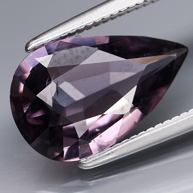 2,54 CT. COULEUR ravissante et étincelant ! Spinelle violet naturel ...