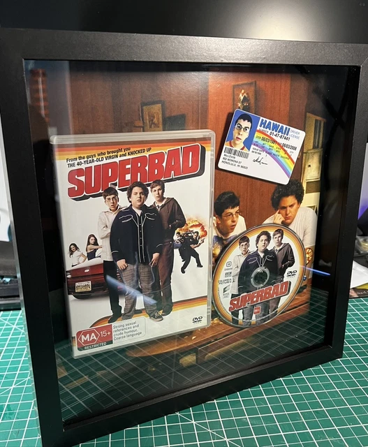 SUPERBAD DVD AND ID Card in shadow box Wall Art EUR 146,77 - PicClick IT