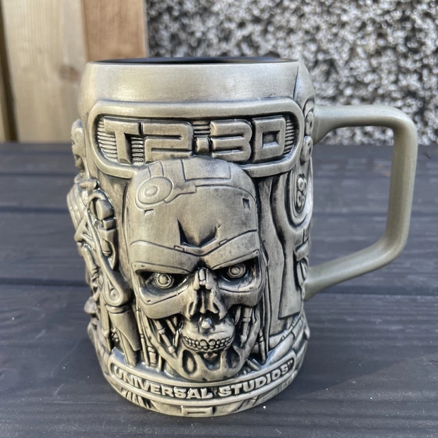 TERMINATOR 2 T2-3D Universal Studios Endoskeleton 3 Dimensional ...