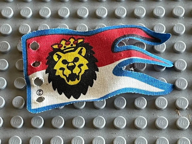 DRAPEAU LEGO CHATEAU Castle flag with Royal Knights Lion Head x376px6 ...