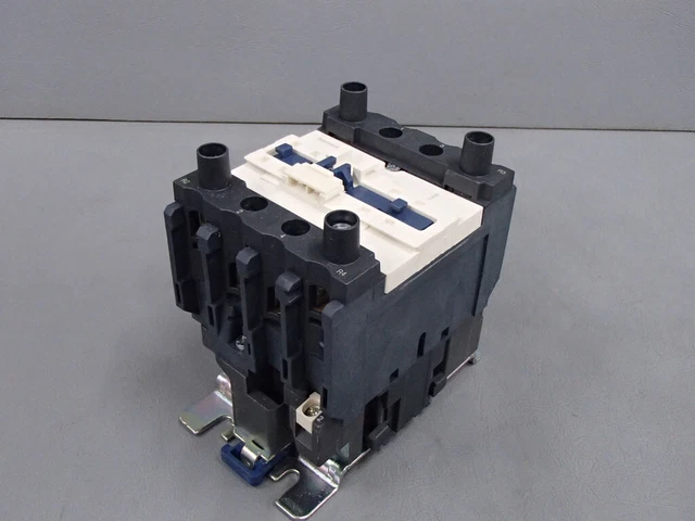 LC1D40008 - TELEMECANIQUE - LC1 D40008 / Contacteur 4 pôles USED EUR ...