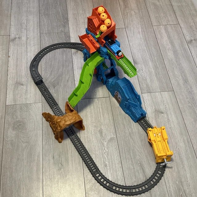 CAVE COLLAPSE GDV43 Thomas Trackmaster Revolution Motorised Train Track ...