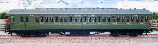 SR (EX-LSWR) BRAKE All 3rd. Coach (Hornby R4717) 00 Gauge £37.50 ...