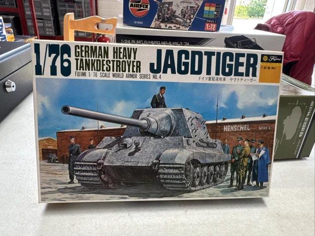 FUJIMI 1/76 MODEL Scale German Tank Kit WW2 - Heavy Tank Destroyer ...