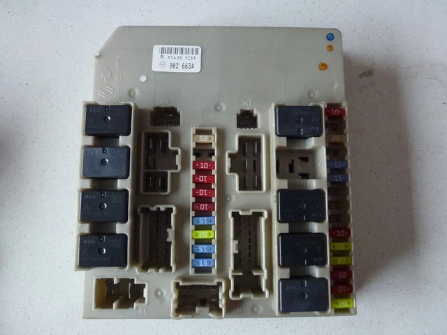 RENAULT MODUS CLIO Mk3 Engine Bay Fuse Box Upc 902 663A £124.99 ...