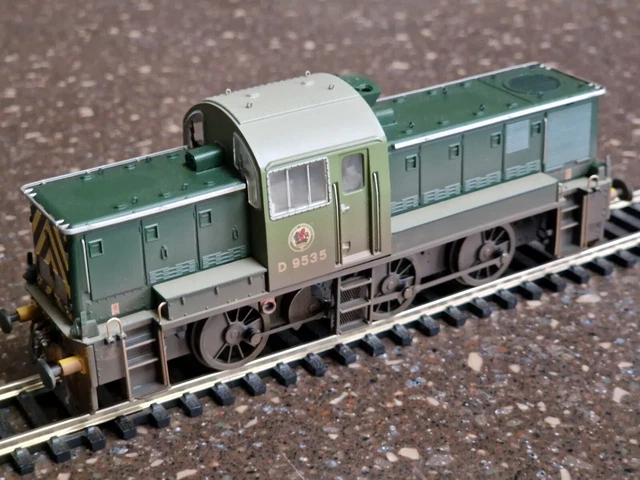 HELJAN 1403 CLASS 14 Diesel locomotive D9535 in weathered BR green ...