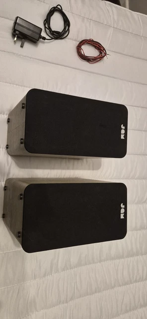 JAM BLUETOOTH BOOKSHELF Speakers - Compact, Mains Powered Dual Speaker ...