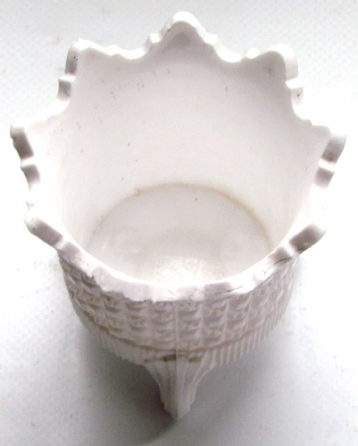 ANTIQUE VICTORIAN SOWERBY White Milk Glass Vase Basket 8 x 8 cm £21.49 ...