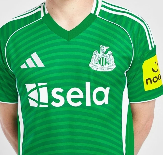 NEWCASTLE THIRD KIT 25/26 Season, Real, authentic Large Brand New £90. ...
