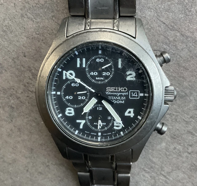 VINTAGE SEIKO 7T62-0BZ0 Titanium Military Chronograph Men’s Watch BQ EUR 116,93 - PicClick DE