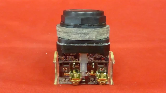 ALLEN-BRADLEY 800H-AR2D1 *NEW* Push Button Switch Type 4 Ser F (2F0 ...