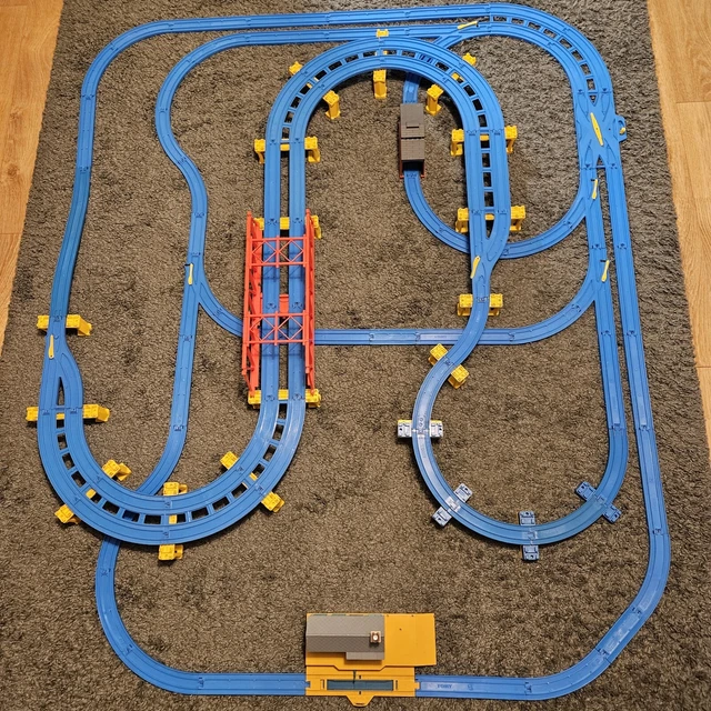 TOMY TOMICA THOMAS The Tank Engine Trackmaster Double Track Bridge ...