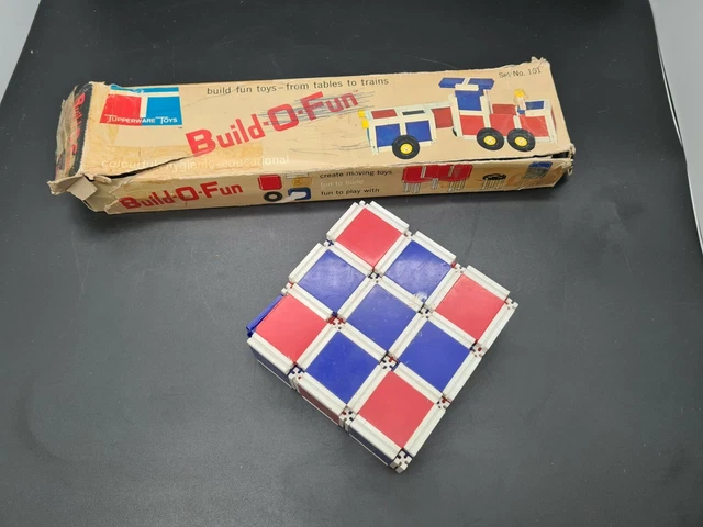 VINTAGE 1968 TUPPERWARE Tuppertoys Toy Build-o-Fun Master Builder Set ...