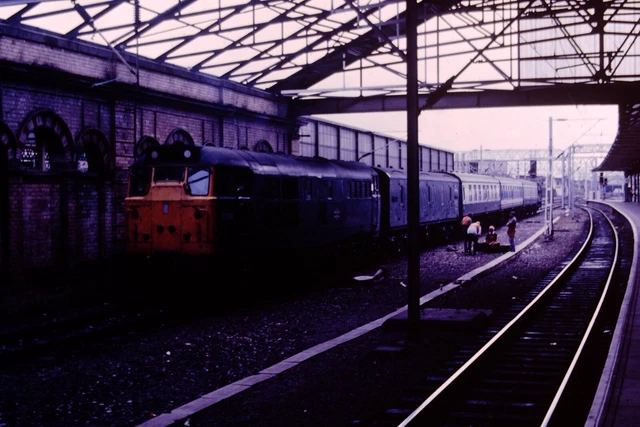 1988 BRITISH RAIL Diesel Loco at Crewe Railway Slide Ref 6142 £3.99 ...