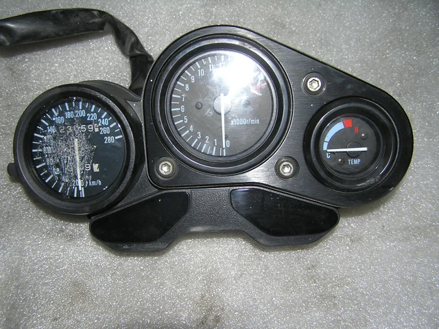 SUZUKI GSXR 750W year 95 cockpit fittings speedometer £120.50 - PicClick UK