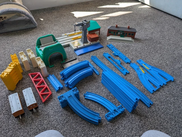 TOMY THOMAS & Friends Trackmaster Track And Station £2.99 - PicClick UK