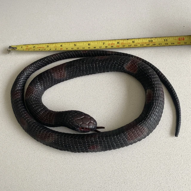 RUBBER/ PLASTIC TOY Coiled Snake £9.00 - PicClick UK