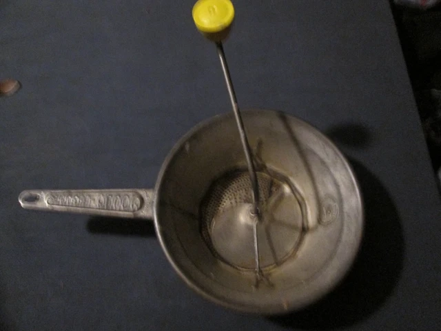ANCIEN MOULIN À légume passe purée n°2 EUR 5,00 - PicClick FR