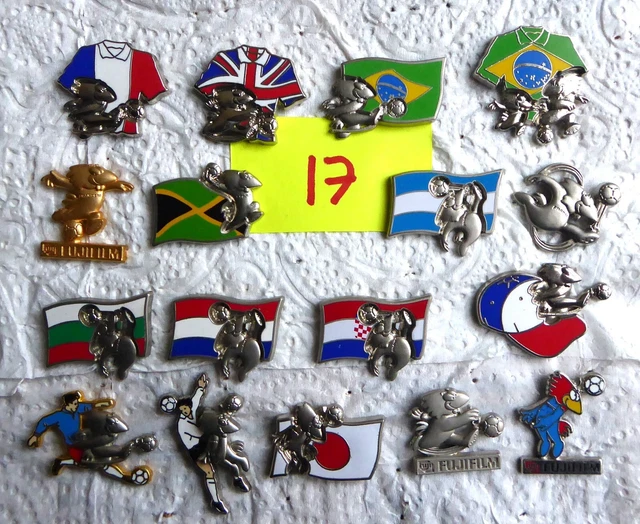 LOT DE PIN'S Arthus Bertrand Foot , Football , France 98 , Coupe du Monde -12- EUR 51,00 ...