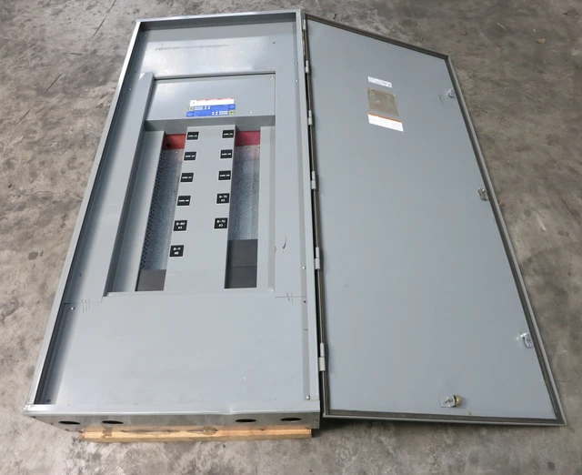 SQUARE D 800A I-Line Panelboard 3PH 4W Main Lugs Panel 800 Amp MLO ...