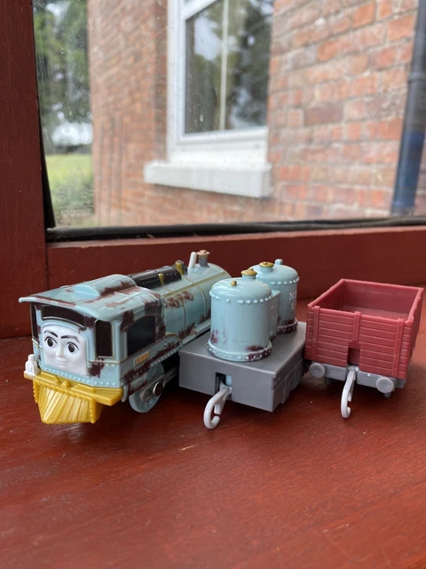 FISHER PRICE TRACKMASTER thomas the tank engine battery train lexi £16. ...