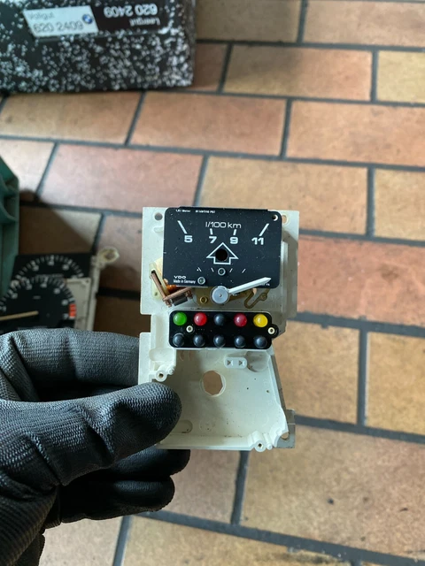 ORIGINAL VW GOLF 2 Speedometer Tacho Consumption Display Combination ...