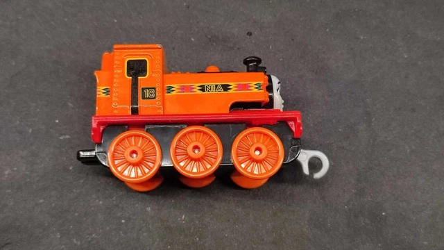 MATTEL TRACKMASTER THOMAS And Friends Nia Train No.18 Orange 2018 FXX02 ...