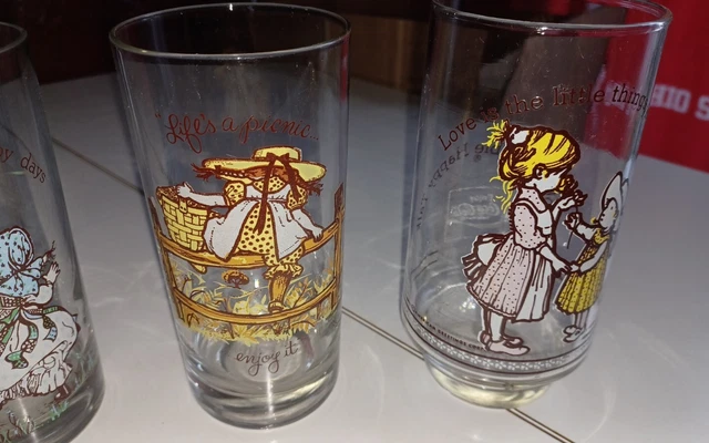 Vintage Holly Hobbie Set Of 4 Coca Cola Promotional Drinking Glasses No