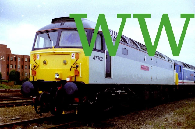 UK RAILWAYS 35MM COLOUR NEGATIVE: 47702 at EASTLEIGH 29-8-1994 £2.99 ...