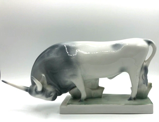 GROSSE ALTE ZSOLNAY Pecs Porzellan Figur Stier Taurus signiert Sinko Ungarn gepfl EUR 24,50 ...