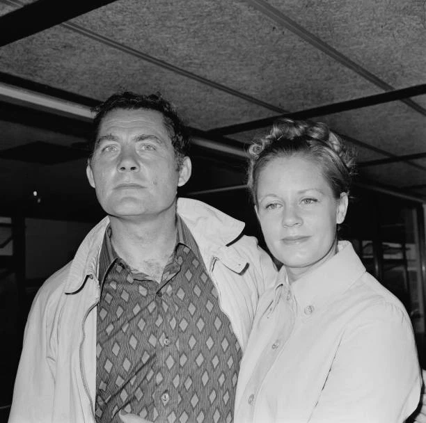 ENGLISH ACTOR ROBERT Shaw pictured with his wife, Scottish actress ...