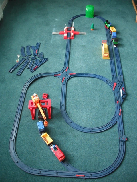 VINTAGE TOMY TRAIN set (compatible Thomas) working trains and crane £34 ...