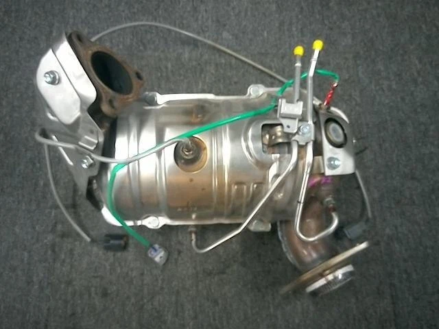 MITSUBISHI DELICA D5 2022 3DA-CV1W Catalyst 1584B364 [Usato ...