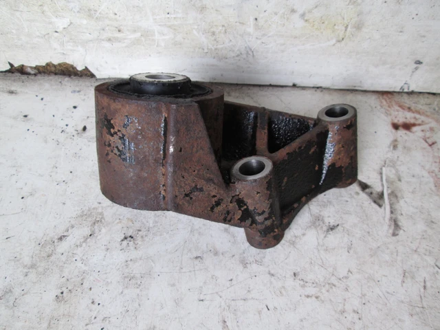 BMW E36 M3 3.2 Diff mount bracket Front Bush mounting £54.99 - PicClick UK