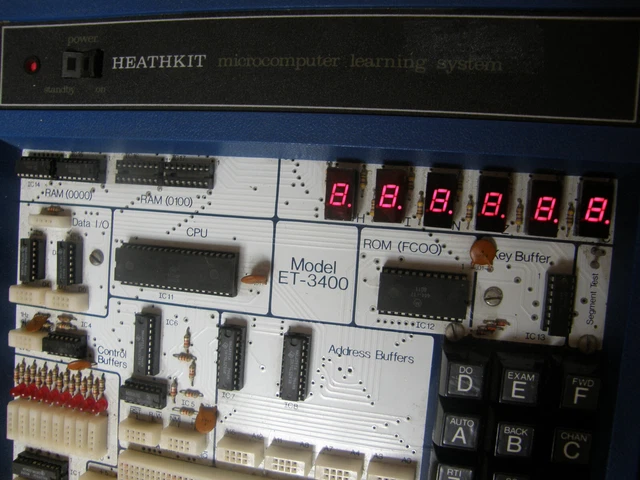 VINTAGE HEATHKIT MODEL eT-3400 Microcomputer Learning System powers up ...